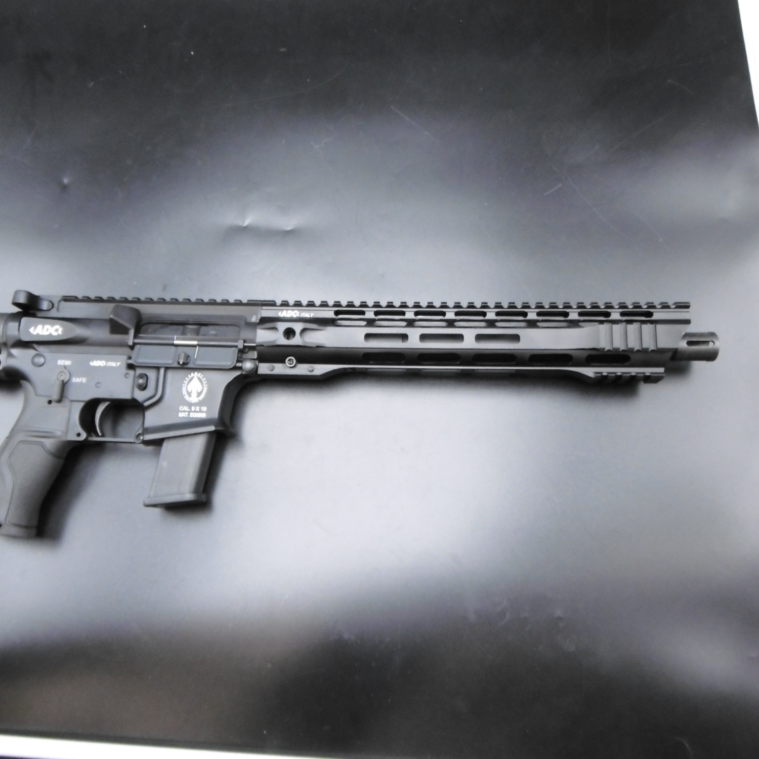 Carabine ADC AR9 Operator canon 12″5 cal 9X19 – Armurerie Douillet