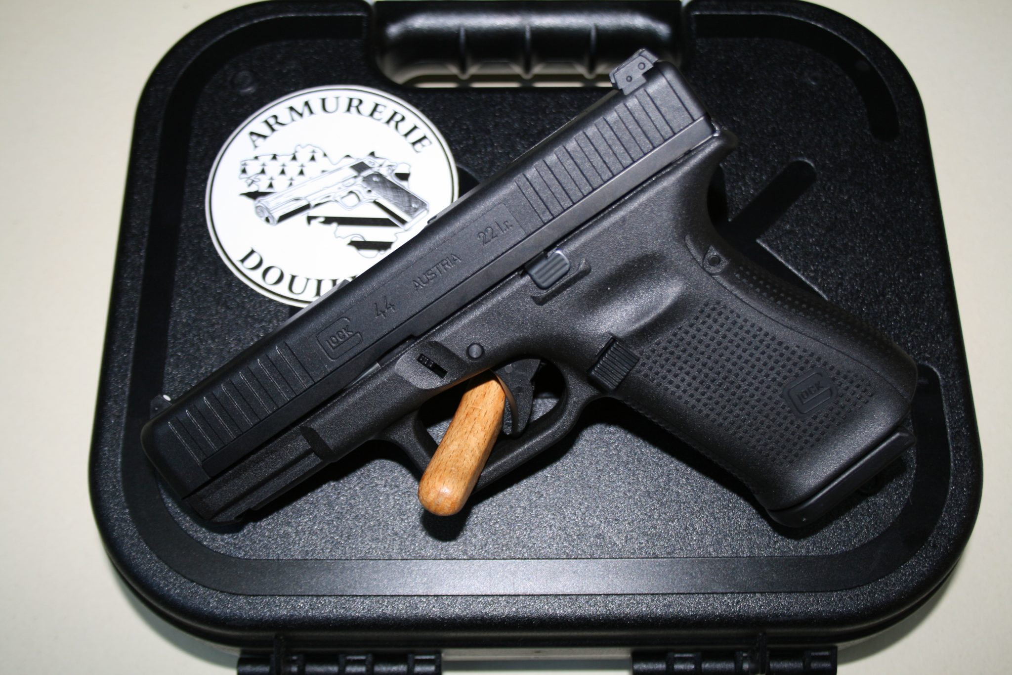 Pistolet Glock 44 Gen5 calibre 22LR – Armurerie Douillet