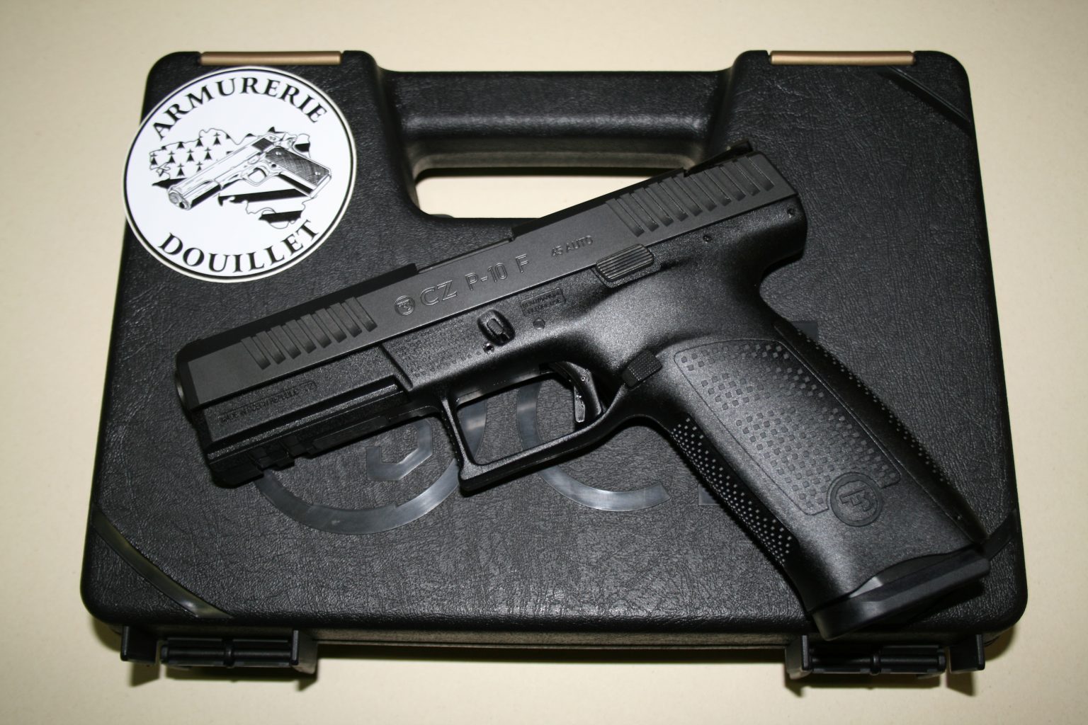 Pistolet CZ P10 F Cal. 45ACP – Armurerie Douillet