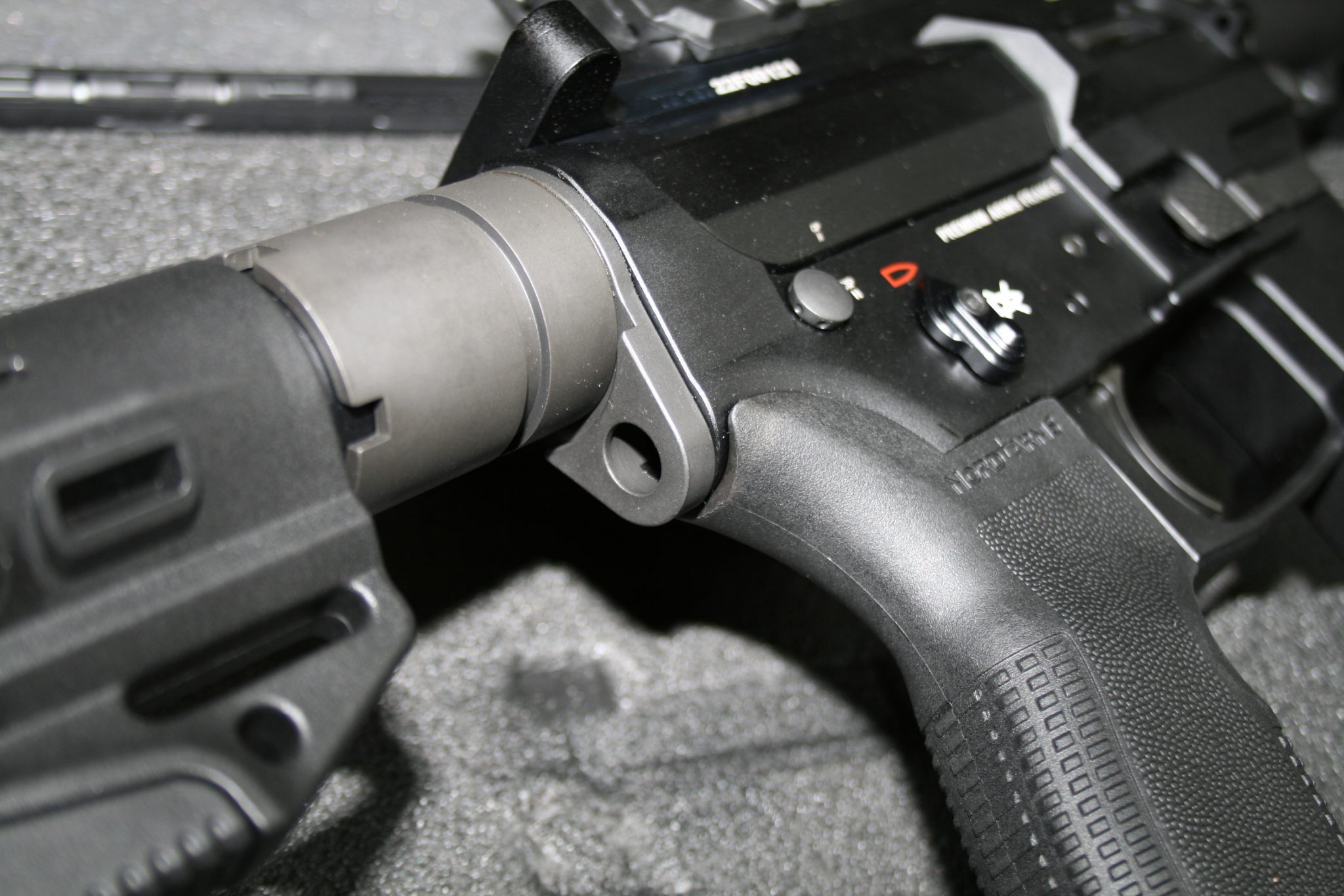 Legacy Armament AR15 Extreme UT908 canon 8″ calibre 9×19 – Armurerie ...